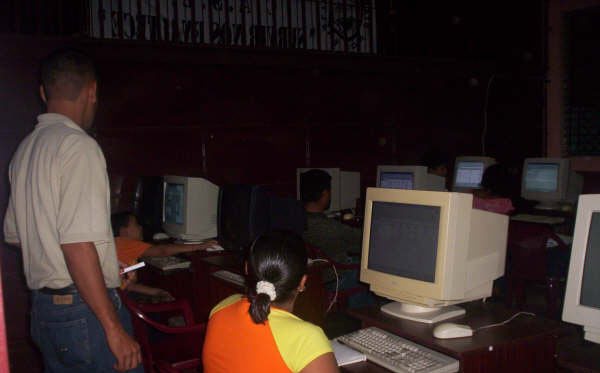 Index of /images/rese_escue_comp/